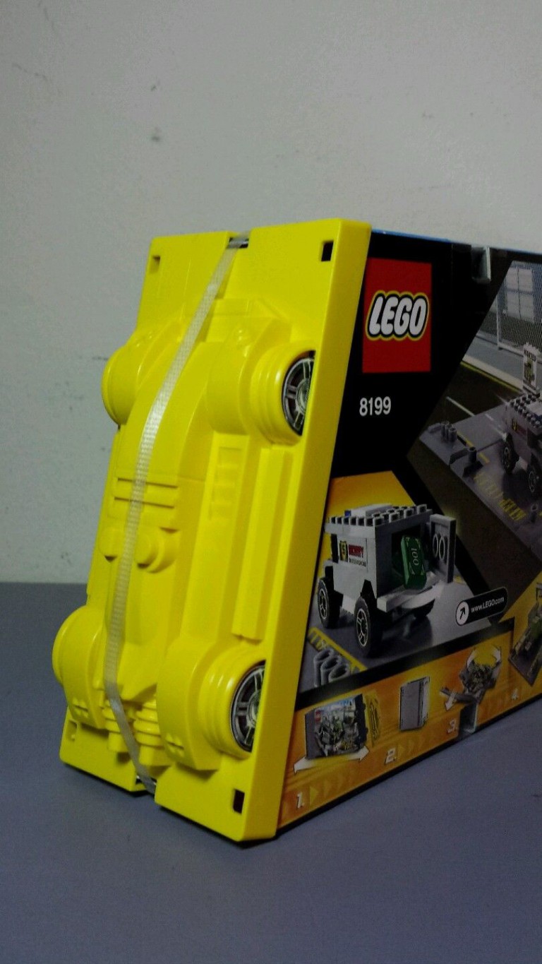 Lego Racers Set #8199 Security Smash - Out of the Boxx Toys