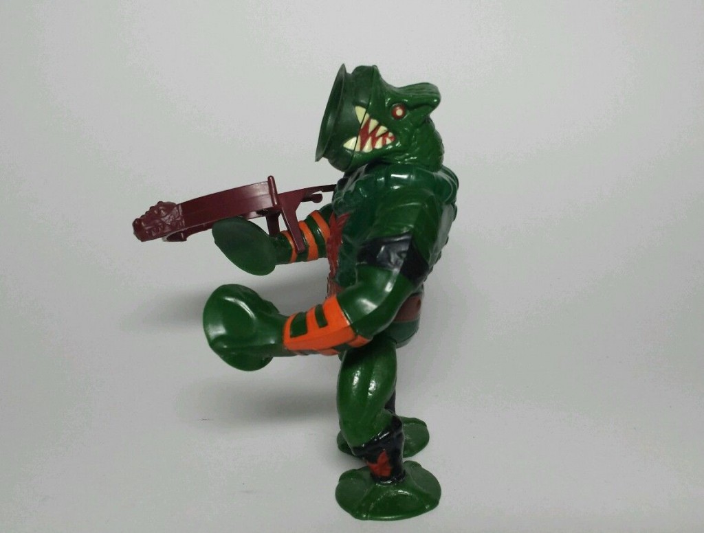 1984 Masters of the Universe He-Man Complete Leech Figure - Out of the ...